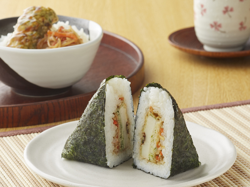 「のり弁」をおにぎりにアレンジ！ ミニストップ110円「手巻おにぎり のり弁風」 (2022年4月19日) - エキサイトニュース