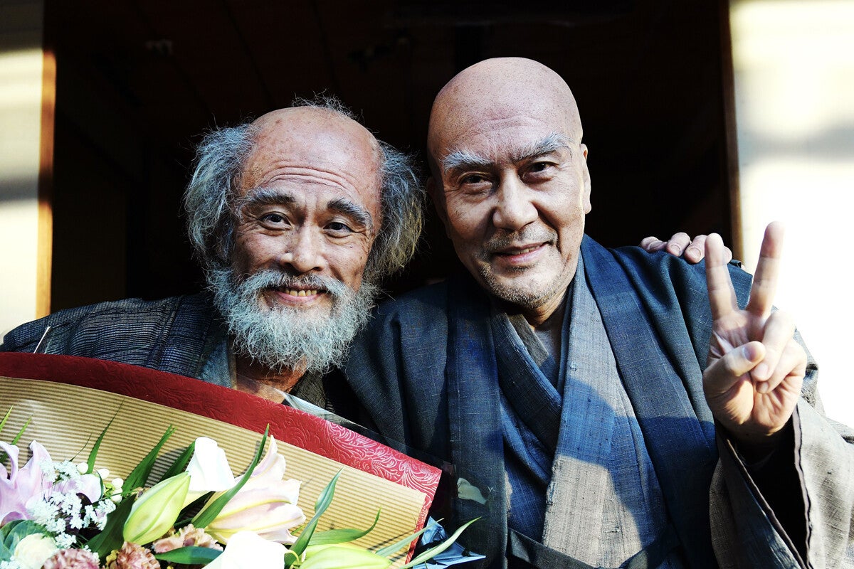 役所広司&内野聖陽、“肩幅”を絶賛した俳優とは?「立派な肩幅だ」「華奢な割に…」 (2024年11月1日) - エキサイトニュース