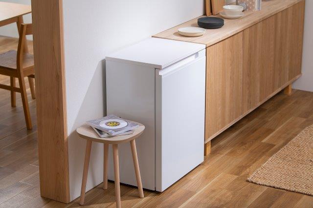 大好評のスリム冷凍庫に、「奥行スリム」新登場「奥行スリム冷凍庫 66L」「スリム冷凍庫 120L」発売 (2023年6月2日) - エキサイトニュース