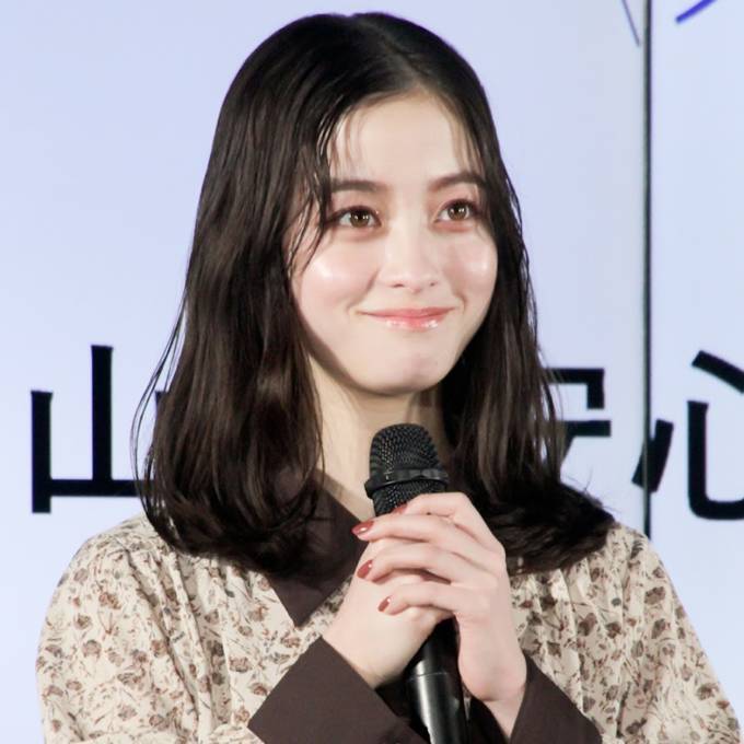 橋本環奈、朝ドラ『おむすび』ギャル姿のパラパラSHOTに反響「ダンスのキレもさすが」「可愛すぎるっ」 (2024年10月25日 ...