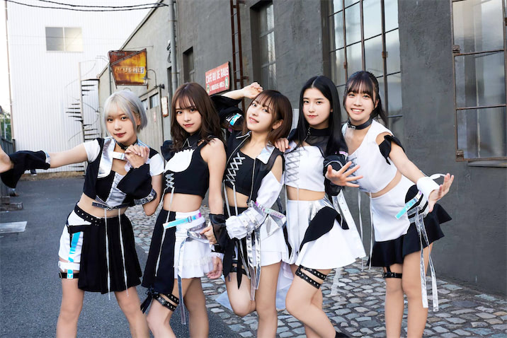 ゼロイチの新ユニット#2i2の『FLASHスペシャル』水着アザーカットが到着、十味らが美ボディ披露 (2020年12月25日) - エキサイトニュース