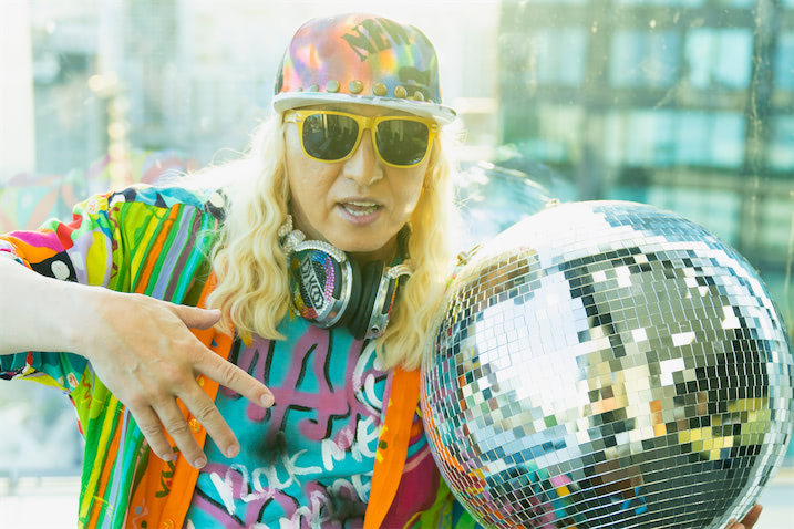 DJ KOOがプロとしての心得を徹底解説「61歳の今が一番DJとして充実している」 (2022年8月26日) - エキサイトニュース