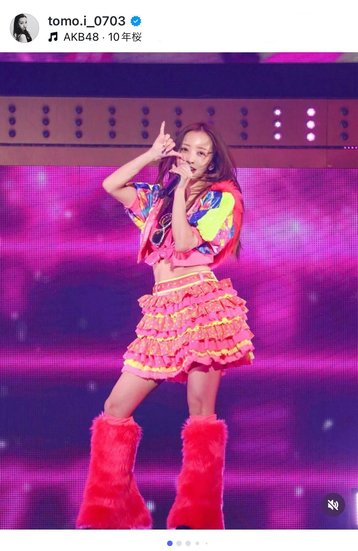 板野友美、AKB48の20周年記念ステージで"ともちん"復活「アイドルに戻った日」 - エキサイトニュース