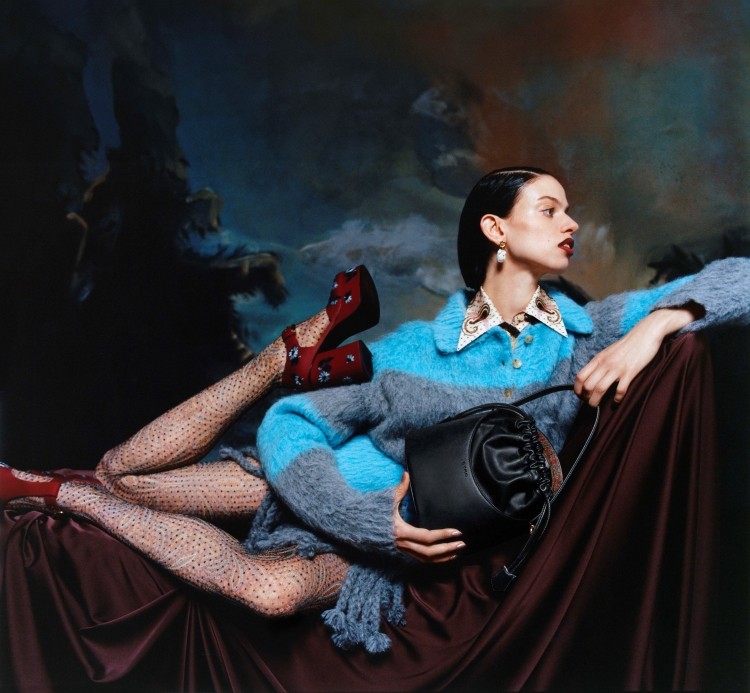 エトロからマルコ・デ・ヴィンチェンツォが手掛ける新作バッグ「サトゥルノ」が登場 (2023年9月6日) - エキサイトニュース