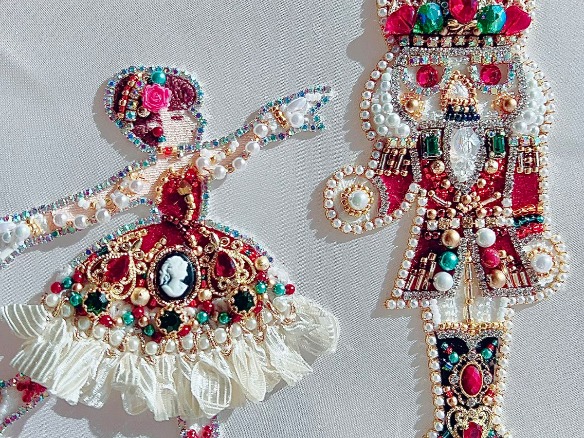 『ある物語』がビーズと刺繍で？ 作品に「なんてこった…」「控えめにいって最高」 (2024年11月26日) - エキサイトニュース