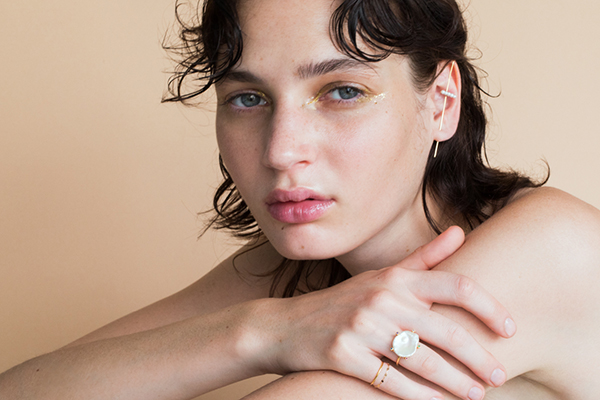 耳元にイルミネーション級の煌めきを宿して。ARTIDA OUDから心ときめくクリスマスコレクションが登場するよ (2022年11月1日) - エキサイトニュース