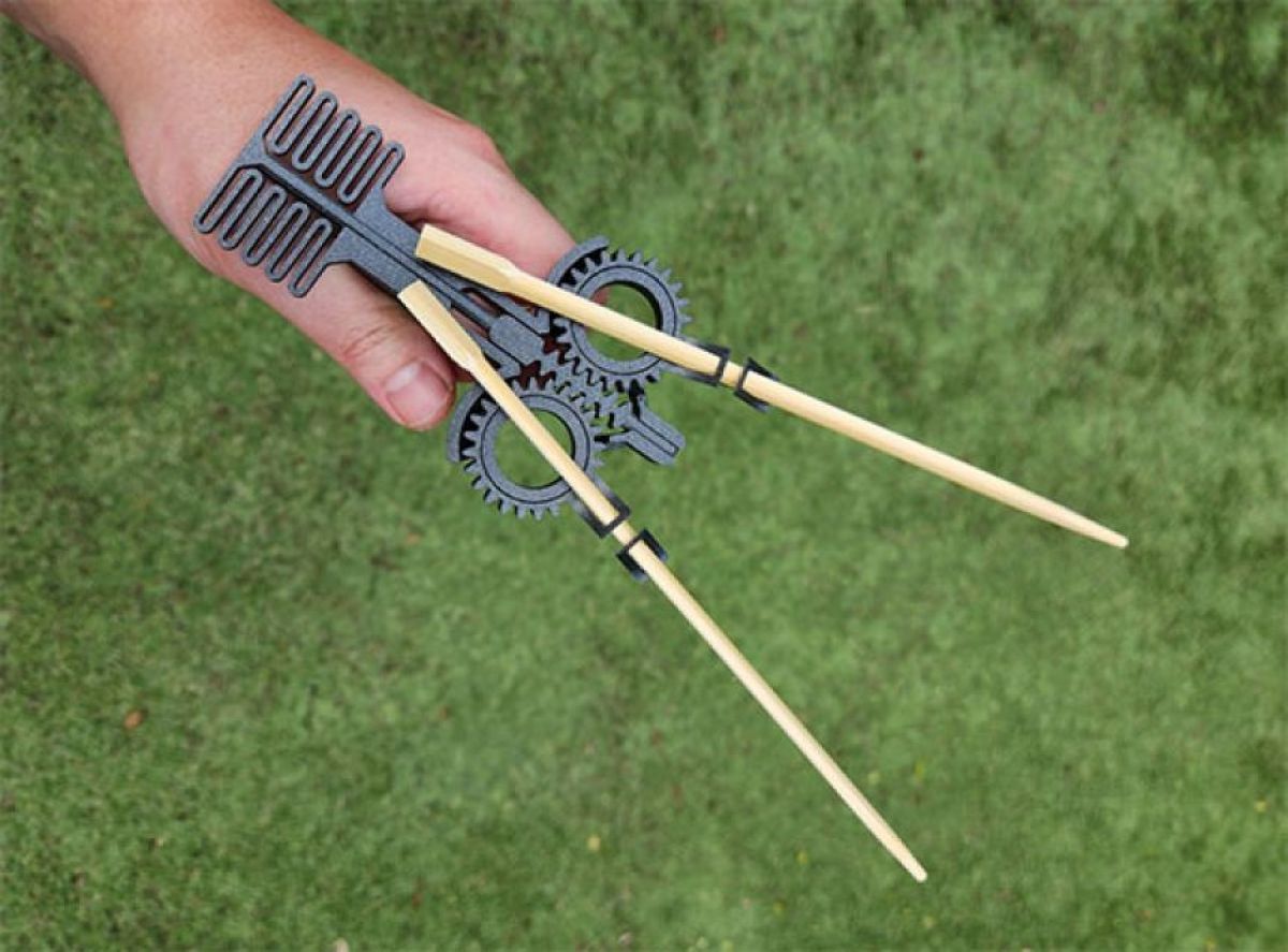 お箸の国の人だけどこれは使ってみたいかも！3Dプリンターで作る「箸アダプター」 (2025年2月24日) - エキサイトニュース