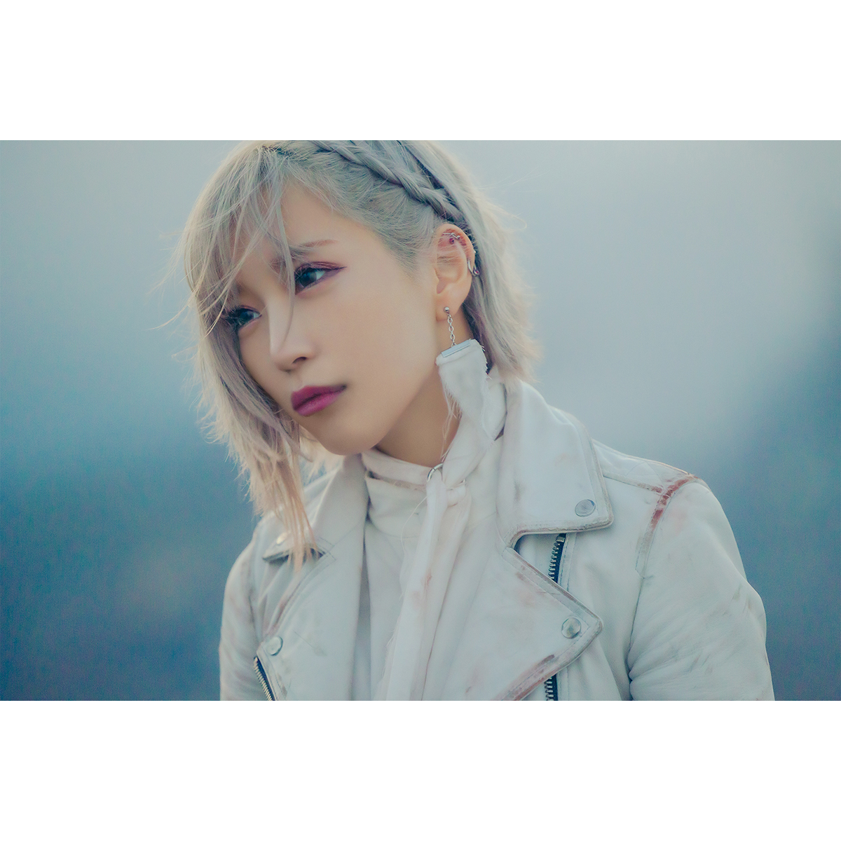 ReoNa、12月7日リリース「Alive」のジャケットアートワーク＆収録楽曲情報公開！ (2022年10月20日) - エキサイトニュース