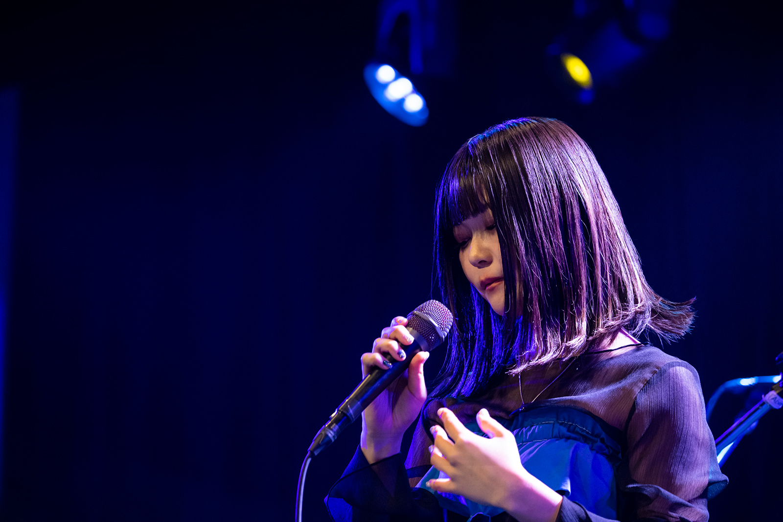 Myukの歌声が指し示す景色、彼女の人生が育んだ音楽を感じるひと時に――ワンマンライブ“Knockin’ On Night Door Vol ...