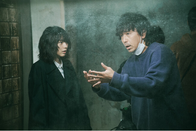 「ABEMA」オリジナルドラマ『MISS KING / ミス・キング』“心えぐる1分55秒”第1話冒頭シーン先行公開&撮影現場レポート解禁！ (2025年9月23日) - エキサイトニュース