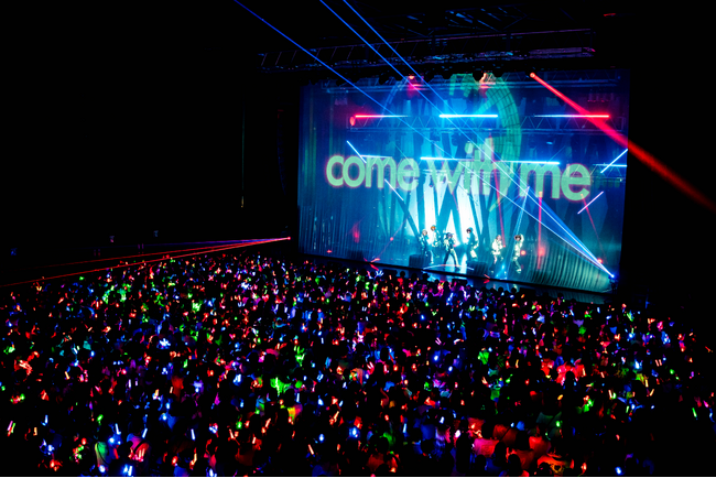 2.5次元歌い手グループ「クロノヴァ」、真夏のZeppを沸かせたワンマンライブ『Chrono Reverse Summer One Man ...