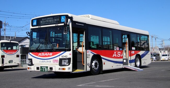 【二種免許なしでも夢のバス運転手気分に！】羽生モータースクール(埼玉)で朝日自動車のバス運転体験会を初開催／自動車教習所だからこそ実現した採用 ...