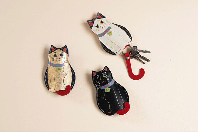 福を招く！招き猫のキーケースが2月22日”猫の日”を記念して誕生。猫好きのために猫好き革工房クアトロガッツが本革でハンドメイド。 (2024年2月14日) - エキサイトニュース