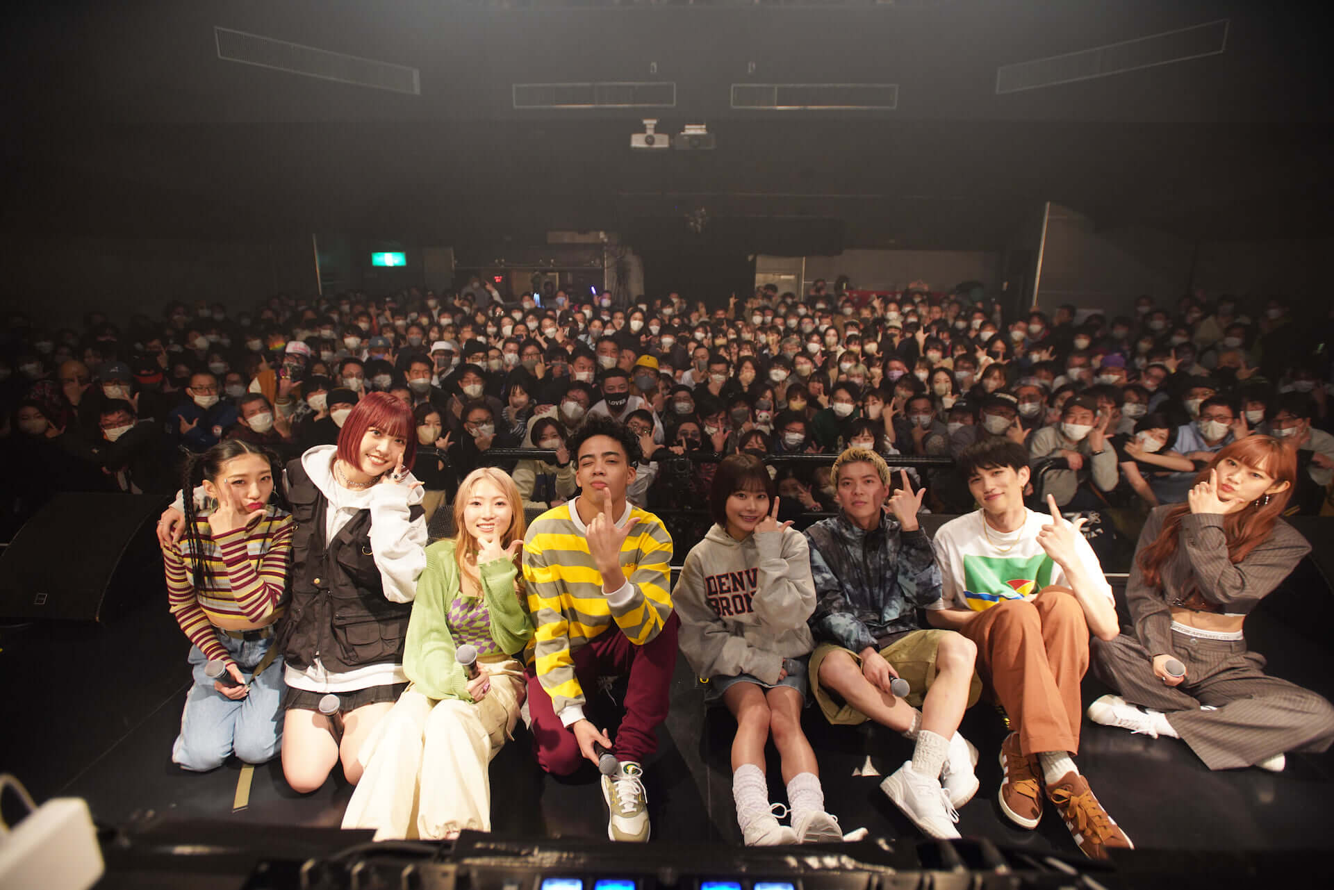 ライブレポート｜lyrical schoolが唯一無二のオルタナティブなクルーに。2023年2月12日、初ライブで伝えた確かな温度 (2023 ...