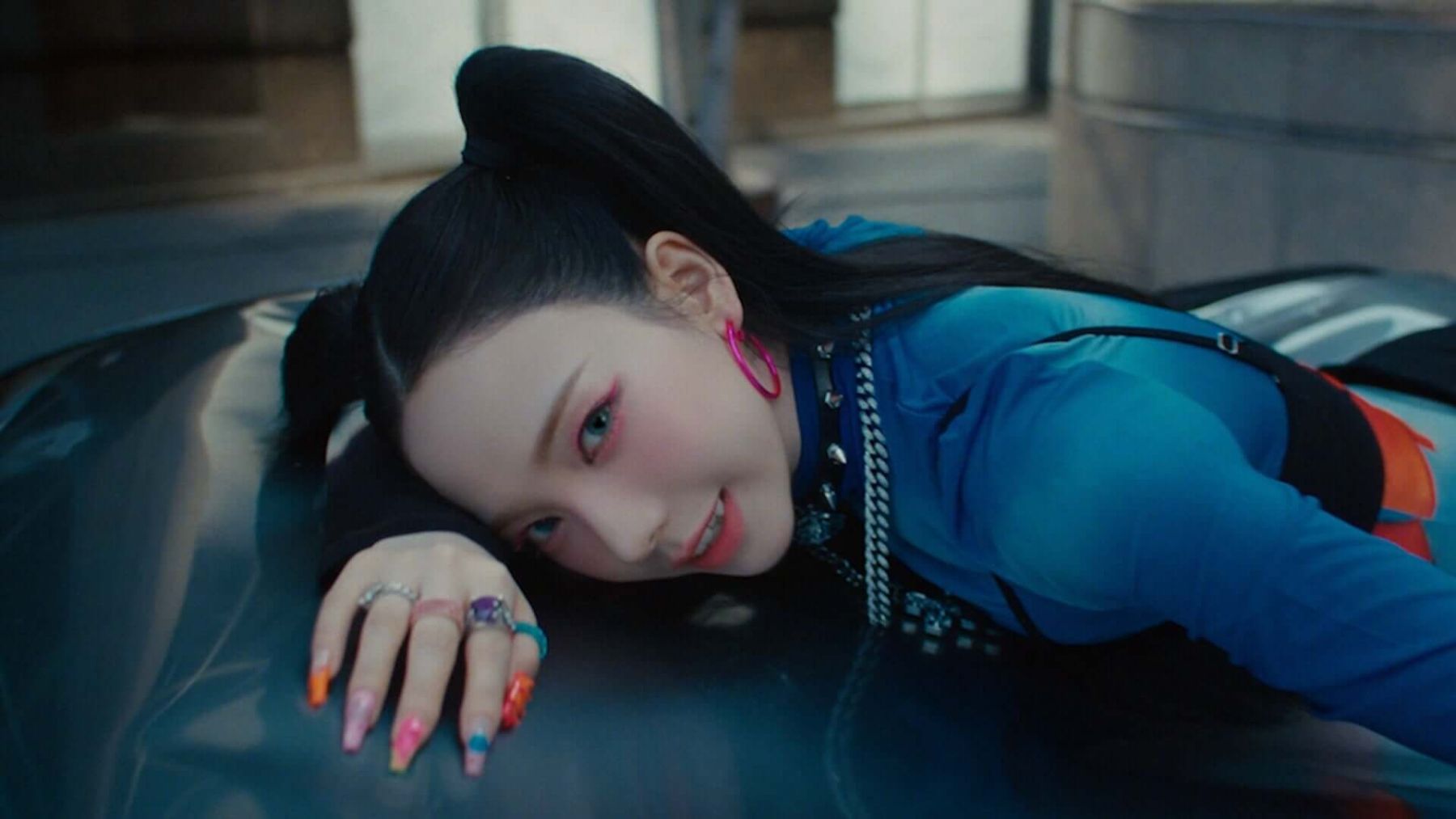 aespa、初のフルアルバム『Armageddon』より先行配信シングル「Supernova」のMVを公開 (2024年5月13日 ...