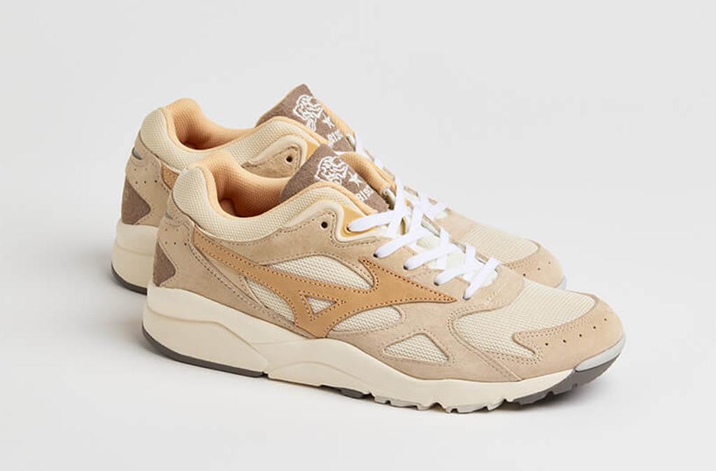 ミズノと「IL BISONTE」のコラボスニーカーがおしゃれ！MIZUNOのレプリカユニに“コーデしたい”注目の一足 (2024年3月22日) - エキサイトニュース