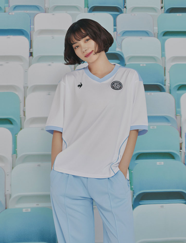 『池田エライザ×ルコックスポルティフ』最新作が登場！エライザさんの「サッカーはユニがかわいい」から生まれたアイテム (2024年2月22日) - エキサイトニュース