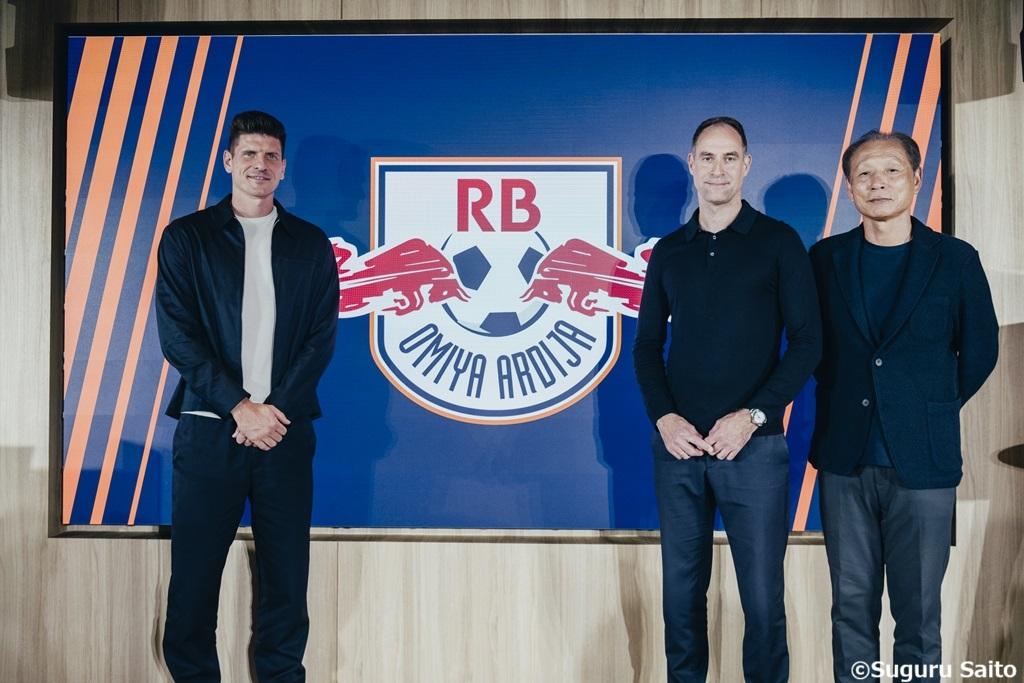 レッドブルが買収したJリーグクラブで「マスコットの去就」が深刻化…レッドブルCEOが注目発言 (2024年11月7日) - エキサイトニュース