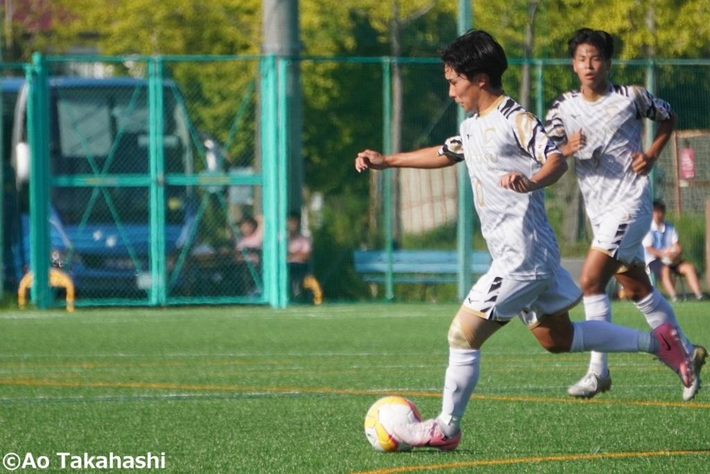 プロデビュー戦で初アシスト！J2愛媛FCの現役大学生MF武藤寛「すごく感動しました」と憧れの地に立った21歳は活躍を誓う (2025年3月17日) - エキサイトニュース