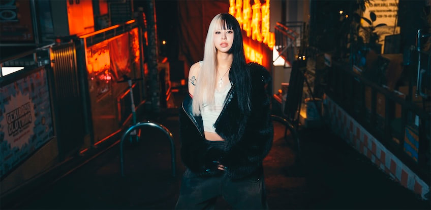 Liza、Y2K感漂うフィルムカメラ撮影のMV「PARADISE feat. sheidA」公開 - エキサイトニュース