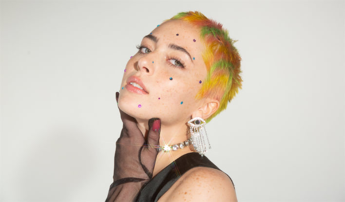 Grace Aimiが語る故郷”沖縄”と家族、Chaki ZuluやAwichとの絆、世界進出のヴィジョン (2021年3月23日 ...