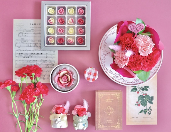 「MESSAGE de ROSE BY KARENDO」母の日ギフトに注目。お花屋さんが作るチョコレートを贈ろう (2024年5月7日) - エキサイトニュース