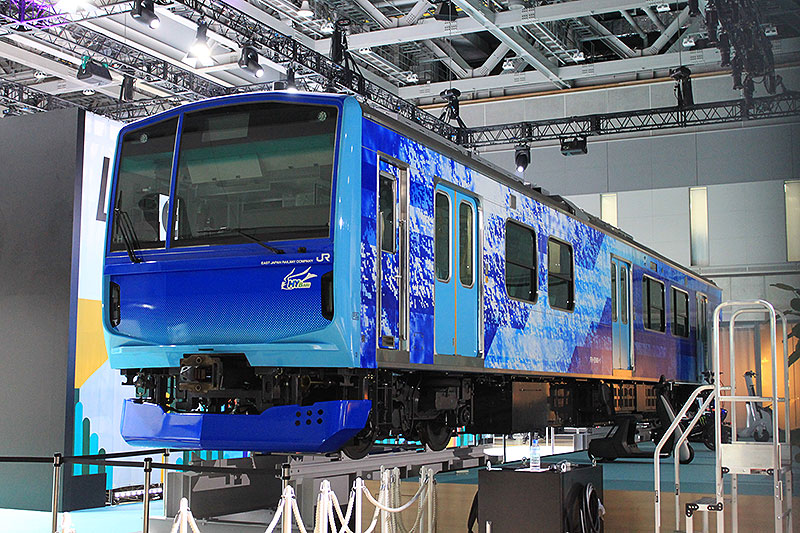 JR東日本の水素ハイブリッド燃料電池試験車両 FV-E991系 HYBARI が東京ビッグサイト JAPAN MOBILITY SHOW 2023 に降臨！ (2023年10月25日 ...