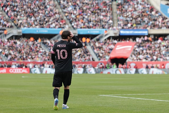 メッシが見たくて“6万2358人”もスタジアムに集結 メッシ効果でシカゴに起きたフィーバー「彼のおかげでMLSへの視線は変わっている ...