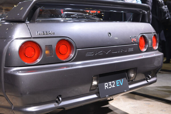 「最新のEVです」 日産の名車「R32 スカイラインGT-R」そのまんま!? 「R32EV」のスゴイ再現度と“割り切り” TAS2025 (2025年1月10日) - エキサイトニュース