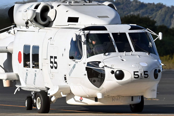 「なか広くなってる！」海自ヘリSH-60K初の派生型「救難仕様」デビュー 違いはドコ？ (2023年12月19日) - エキサイトニュース