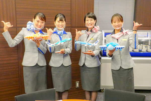 ANA CAのスーツケースの中身は？ コロナ禍で誕生新旅行商品「CAオンライン座談会」の裏側 (2021年1月26日) - エキサイトニュース