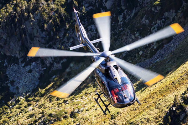 最新ヘリ「H145／BK117 D-3」の消防・防災仕様 福岡市より初受注 川崎重工 (2021年7月1日) - エキサイトニュース