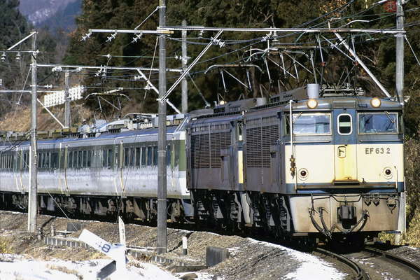 あまりに「碓氷峠に特化しすぎた」？ マッスル機関車EF63 “横軽”とともに消えたワケ (2023年8月11日) - エキサイトニュース