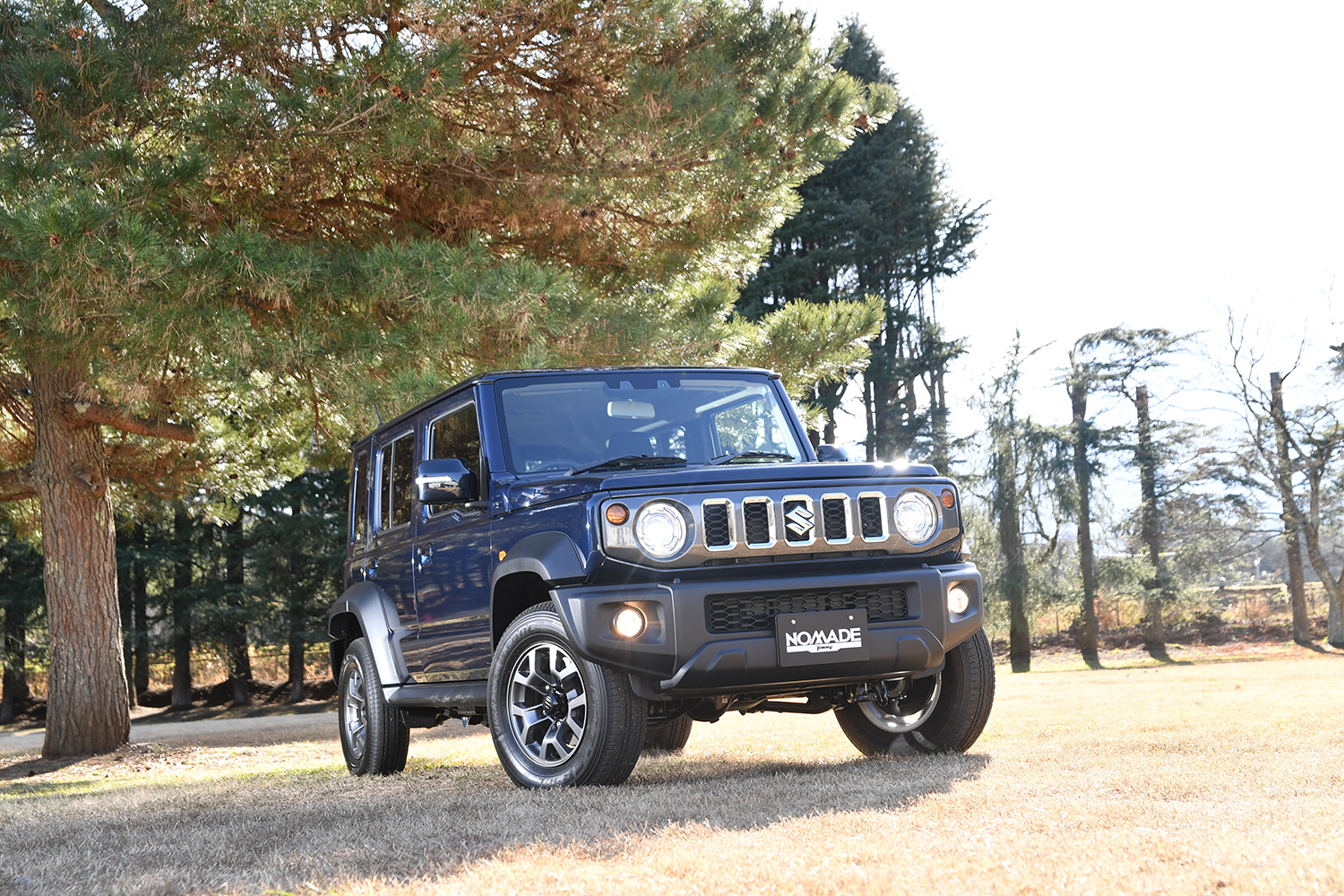 ついに出た5ドアジムニーその名も「ジムニーノマド」！ 気になる価格も居住性も乗降性もラゲッジも全部リポート!! (2025年1月30日 ...