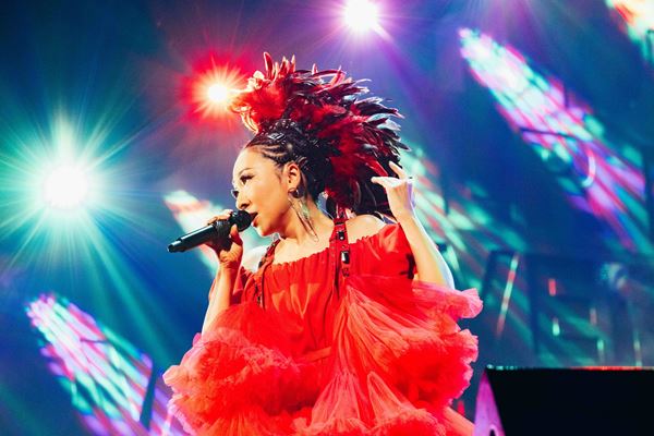MISIA、ニュー・アルバム『LOVE NEVER DIES』を引っ提げ20万人を動員した全国アリーナツアー完走！ 故郷・長崎で『MISIA CANDLE NIGHT 2025 LIGHT ...