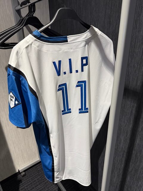 『プロスピA』で話題のYouTuberが日ハム戦での始球式に登場！「昔からの夢だったので…」と喜びをつづる (2025年6月1日 ...