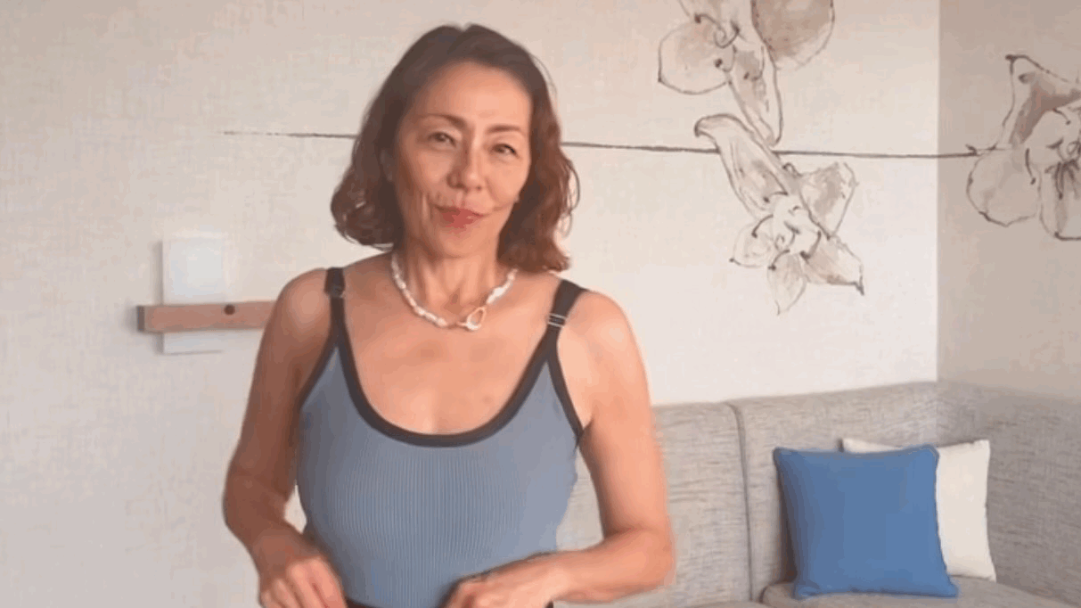 後ろ姿までチェック必須！RIKACO、大人エレガントな"ハワイコーデ"にファン釘付け！「50代の私の超憧れ」 (2025年6月23日) - エキサイトニュース