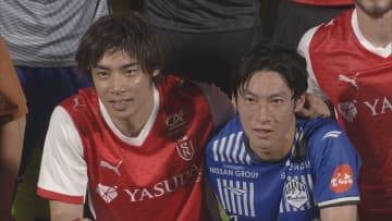 日本代表入りの同期 山形・土居聖真とランス・伊東純也が同じピッチに 親善試合はモンテに軍配 (2025年7月28日) - エキサイトニュース