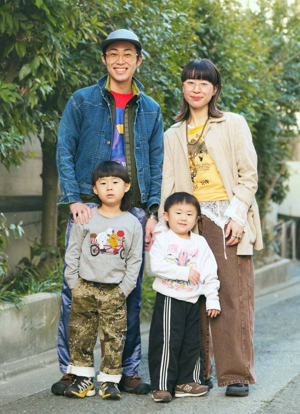 【おしゃれ家族の古着MIXコーデ】プリントTをシェアして仲良し度アップ | HugMug(2025年4月23日)｜ウーマンエキサイト(2/2)