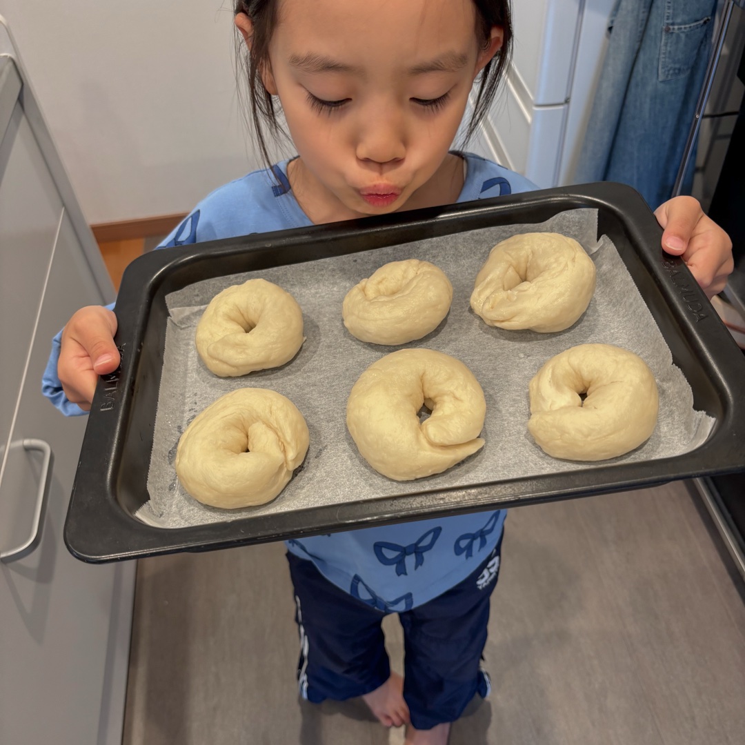 材料たったの5つ！親子で簡単ベーグルレシピ | HugMug｜ウーマンエキサイト