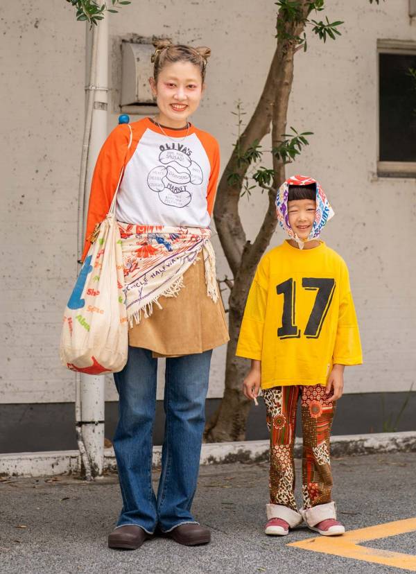 古着MIXでおしゃれ度爆上げ！ 親子でハッピーオレンジをシェア♪ | HugMug｜ウーマンエキサイト